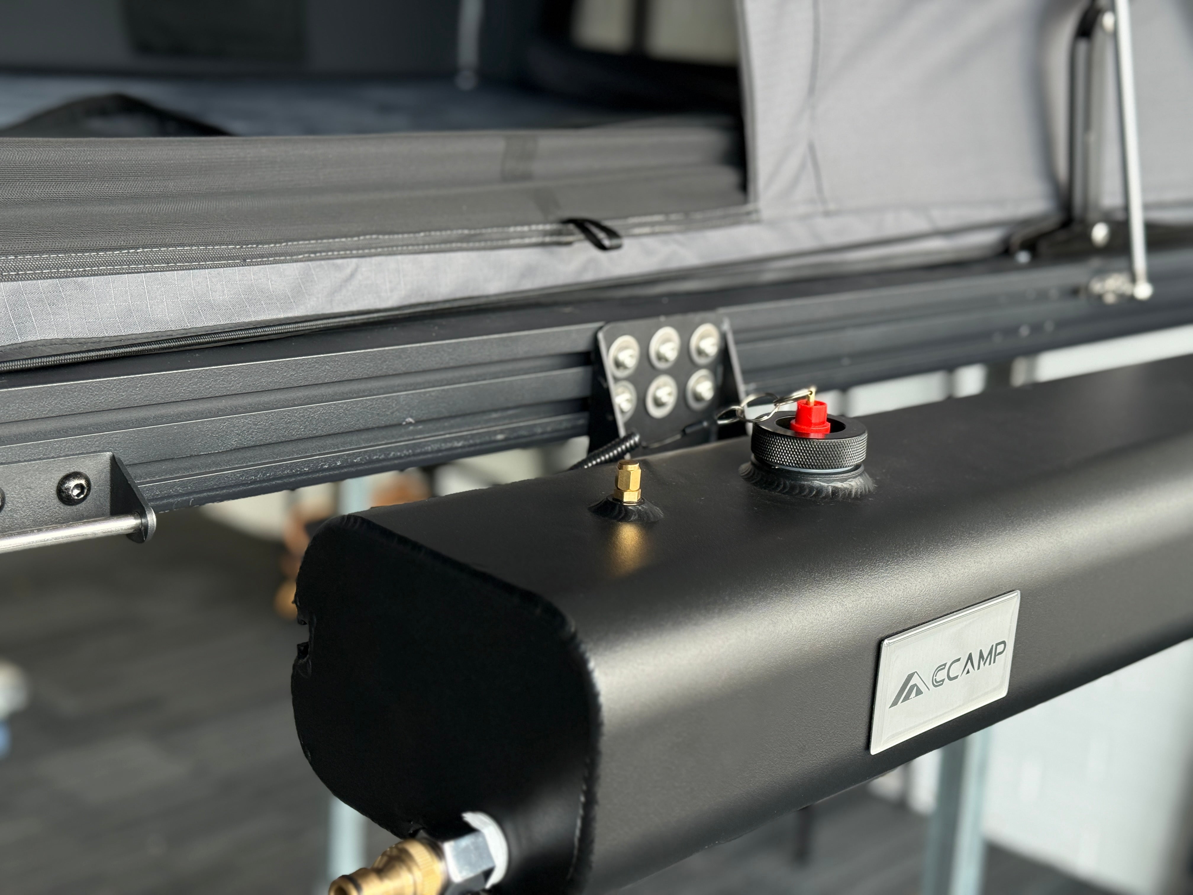 Rooftop Tent Mounted Water Tank – CCAMP